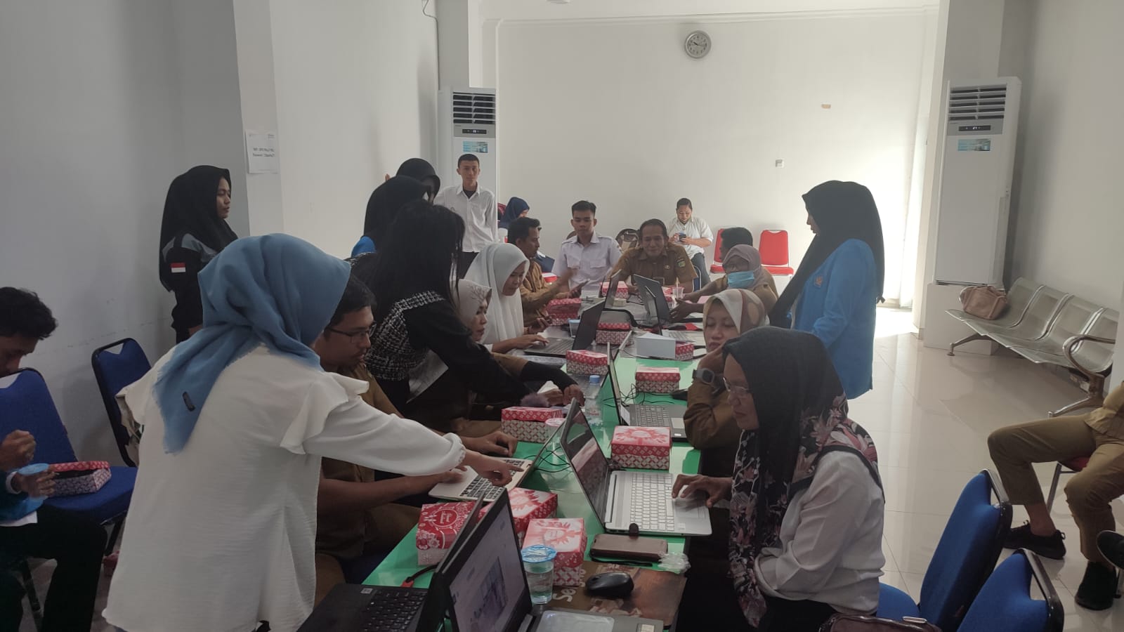 Kegiatan Bimtek Pengelolaan Website Kelurahan Cantik – KEL. LAYANA INDAH